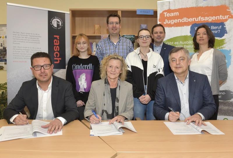 Die besten Karrierechancen sind oft vor der eigenen Haustür ...